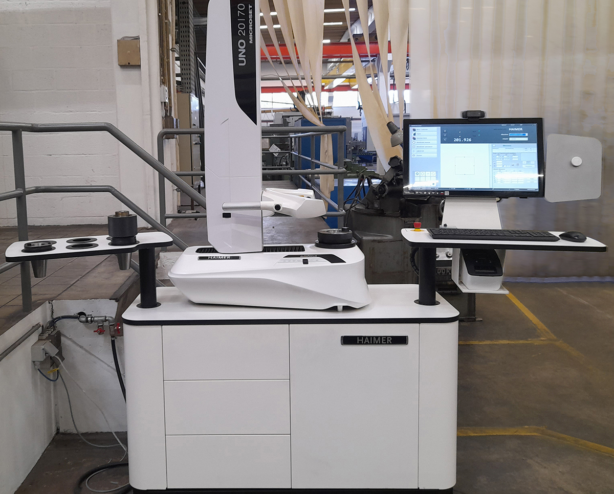 KARL HUGO acquires a HAIMER advance adjustment bench